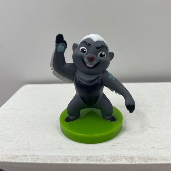 Disney | Toys | Disney Store Bunga Badger The Lion Guard Figure ...